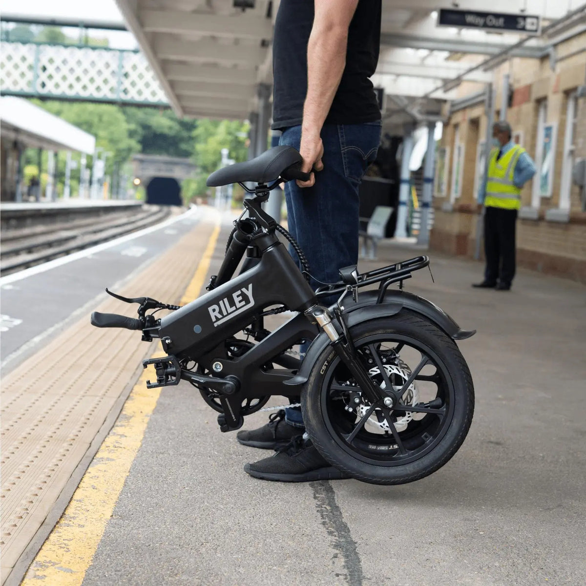 RILEY RB1 FOLDING E-BIKE – Camping HQ UK